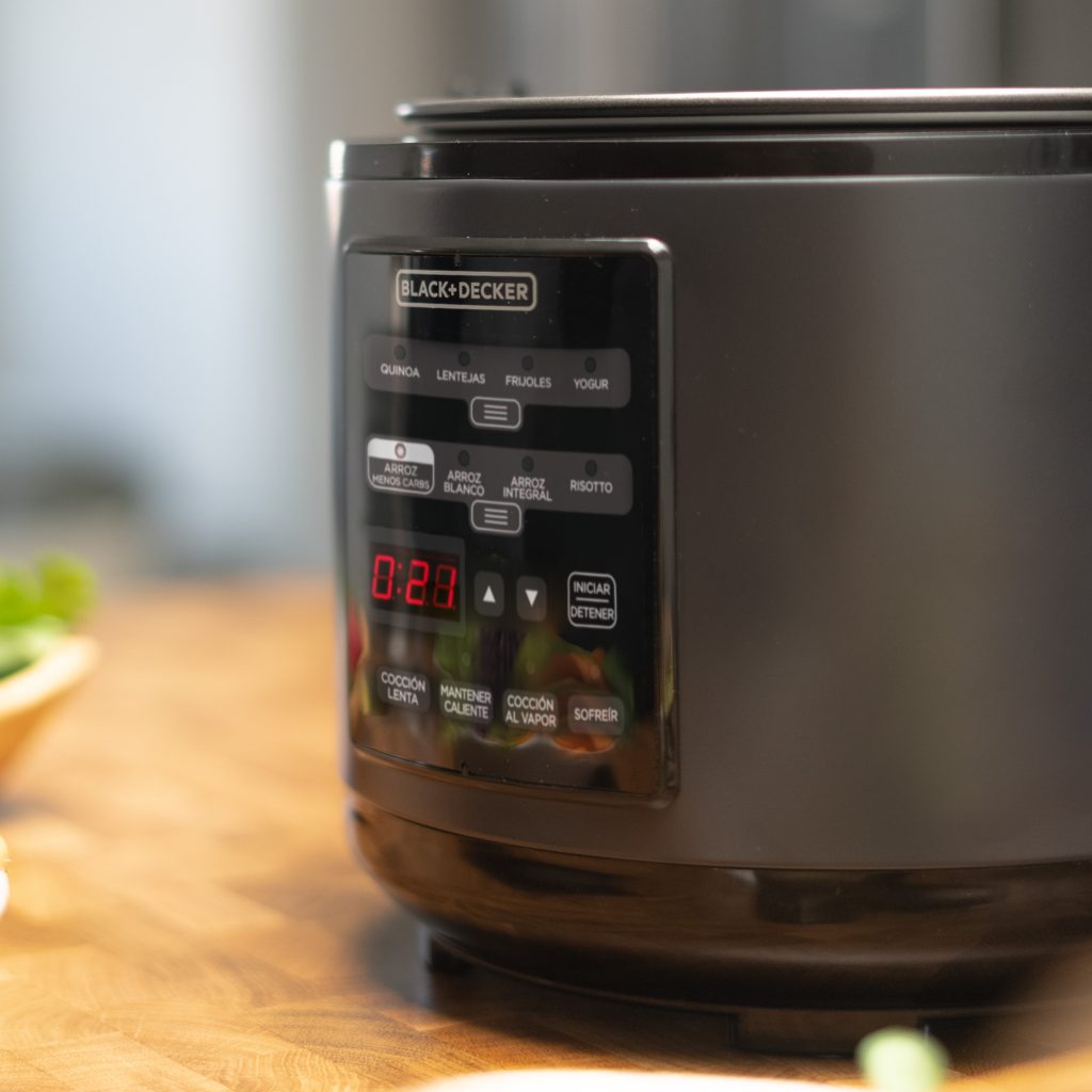 Olla Digital Multifunción – Black & Decker